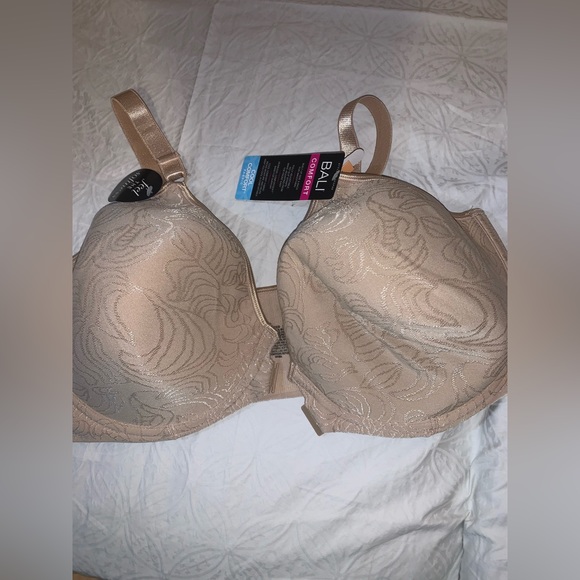Bali | Intimates & Sleepwear | Bras | Poshmark